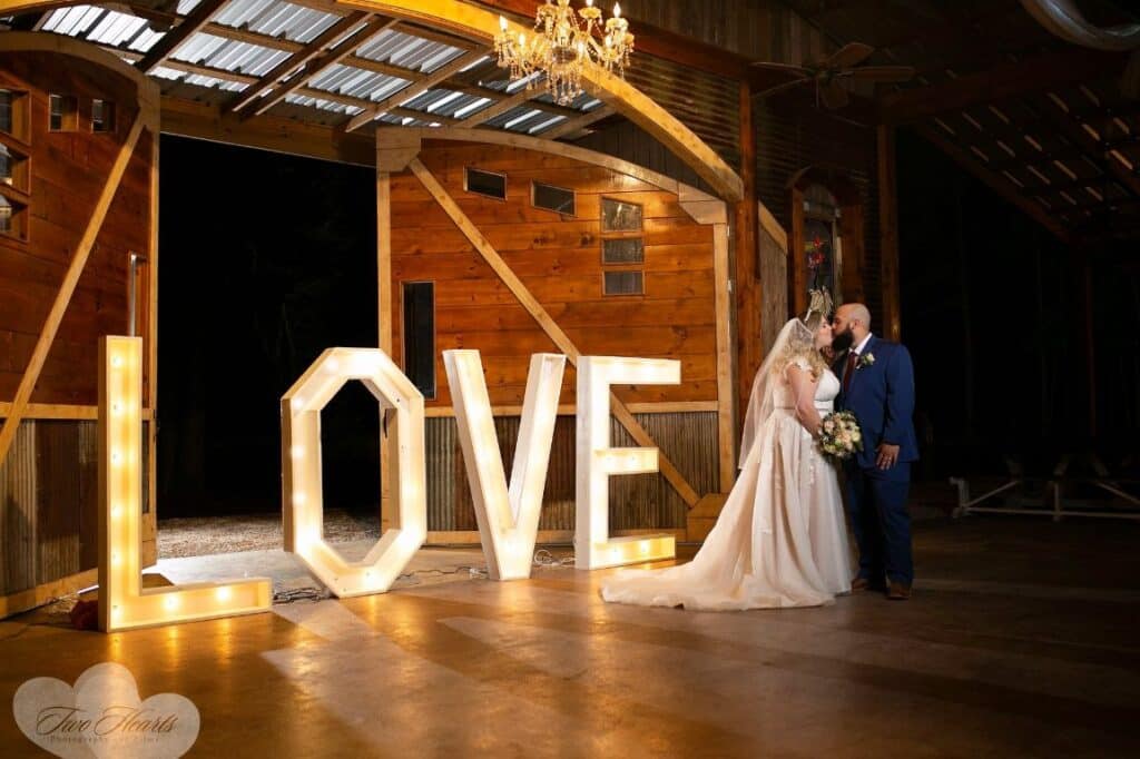 Designing a Rustic and Elegant Wedding at The Barn at Four Pines Ranch ...